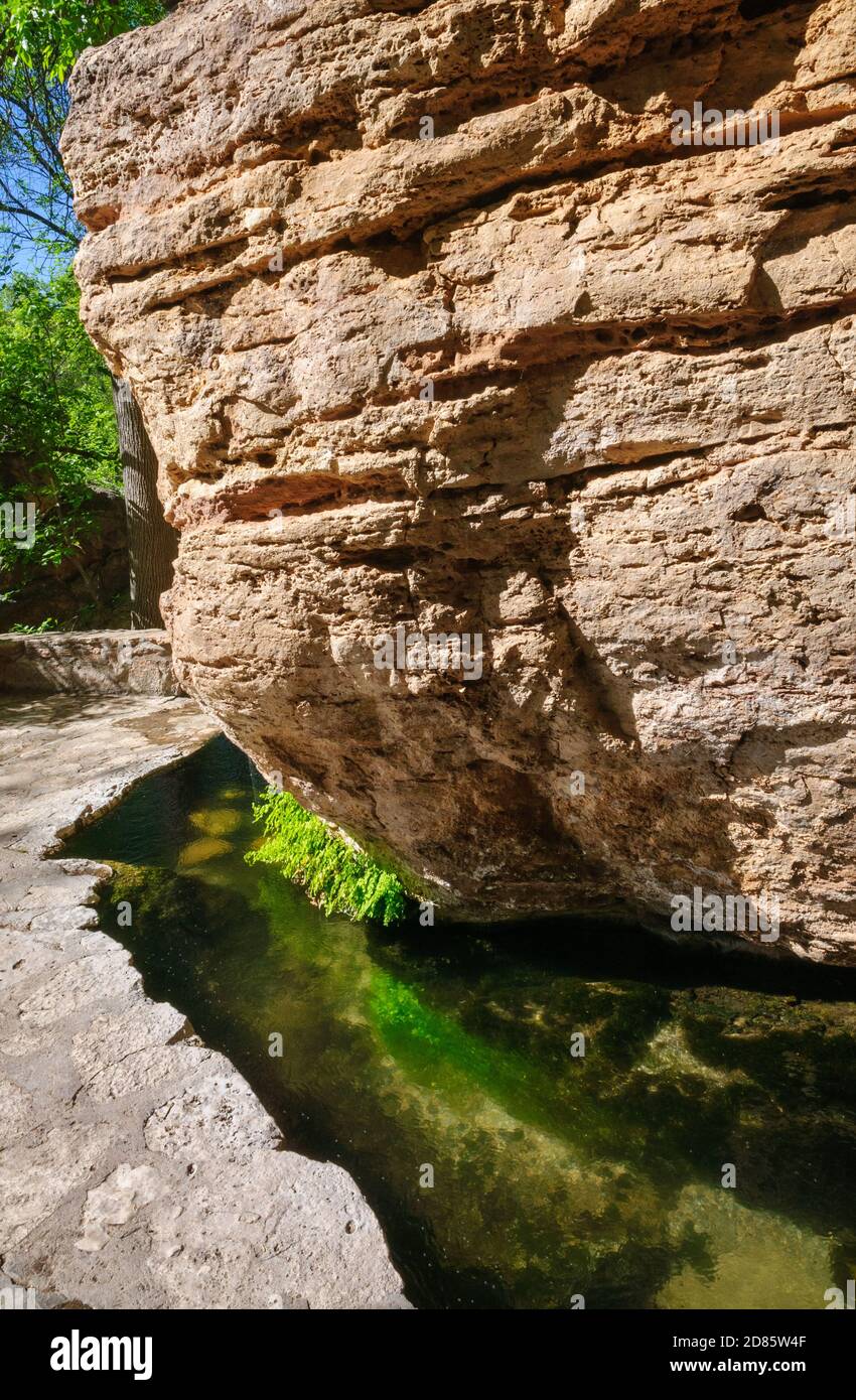 Montezuma Well unit of Montezuma Castle National Monument Stock Photo ...