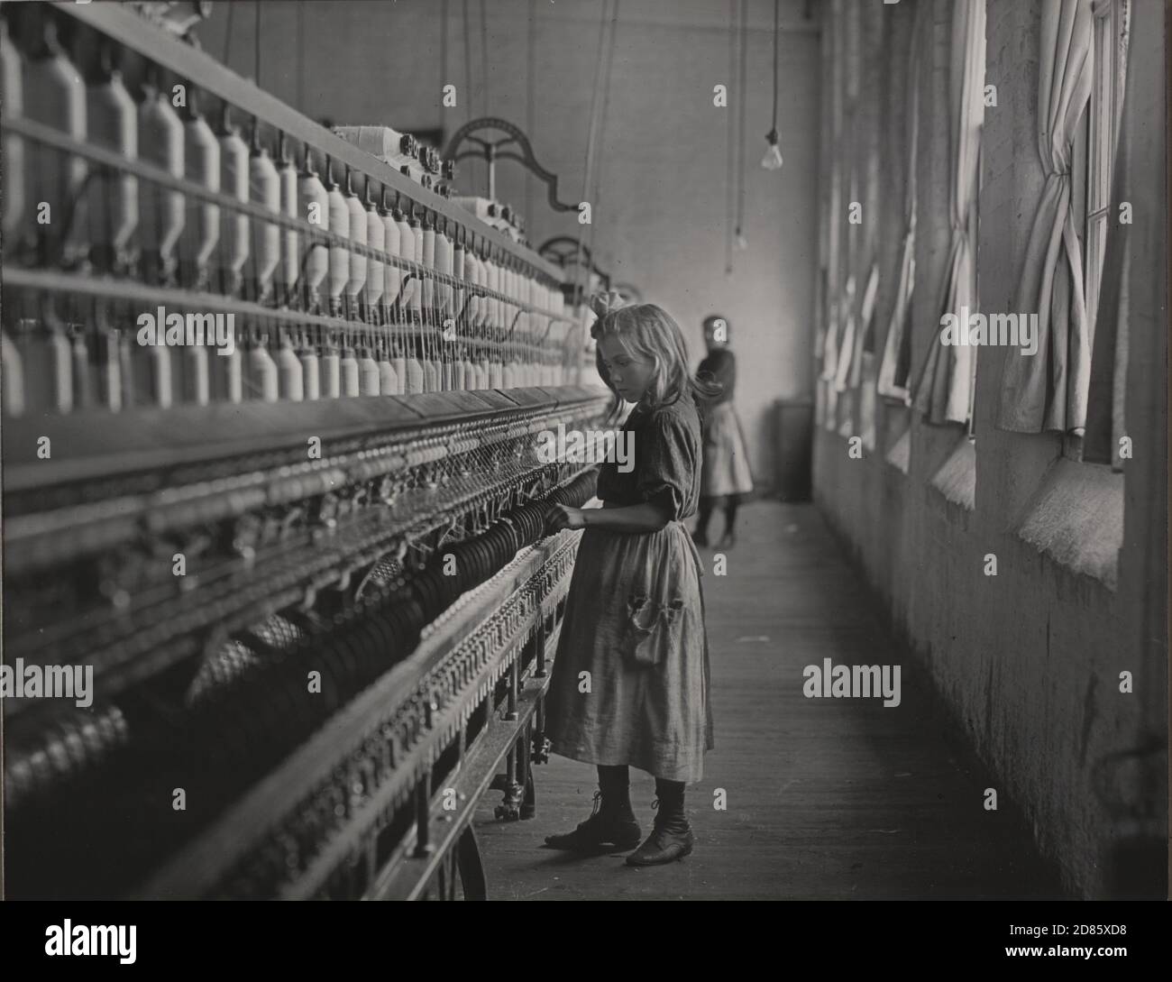 Vintage photo, Lewis W. Hine - Sadie Pfeifer, a Cotton Mill Spinner ...