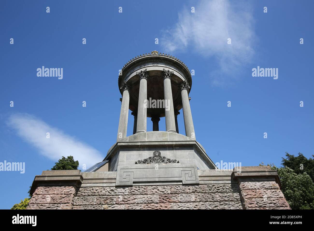Burns monument memorial gardens hi-res stock photography and images - Alamy