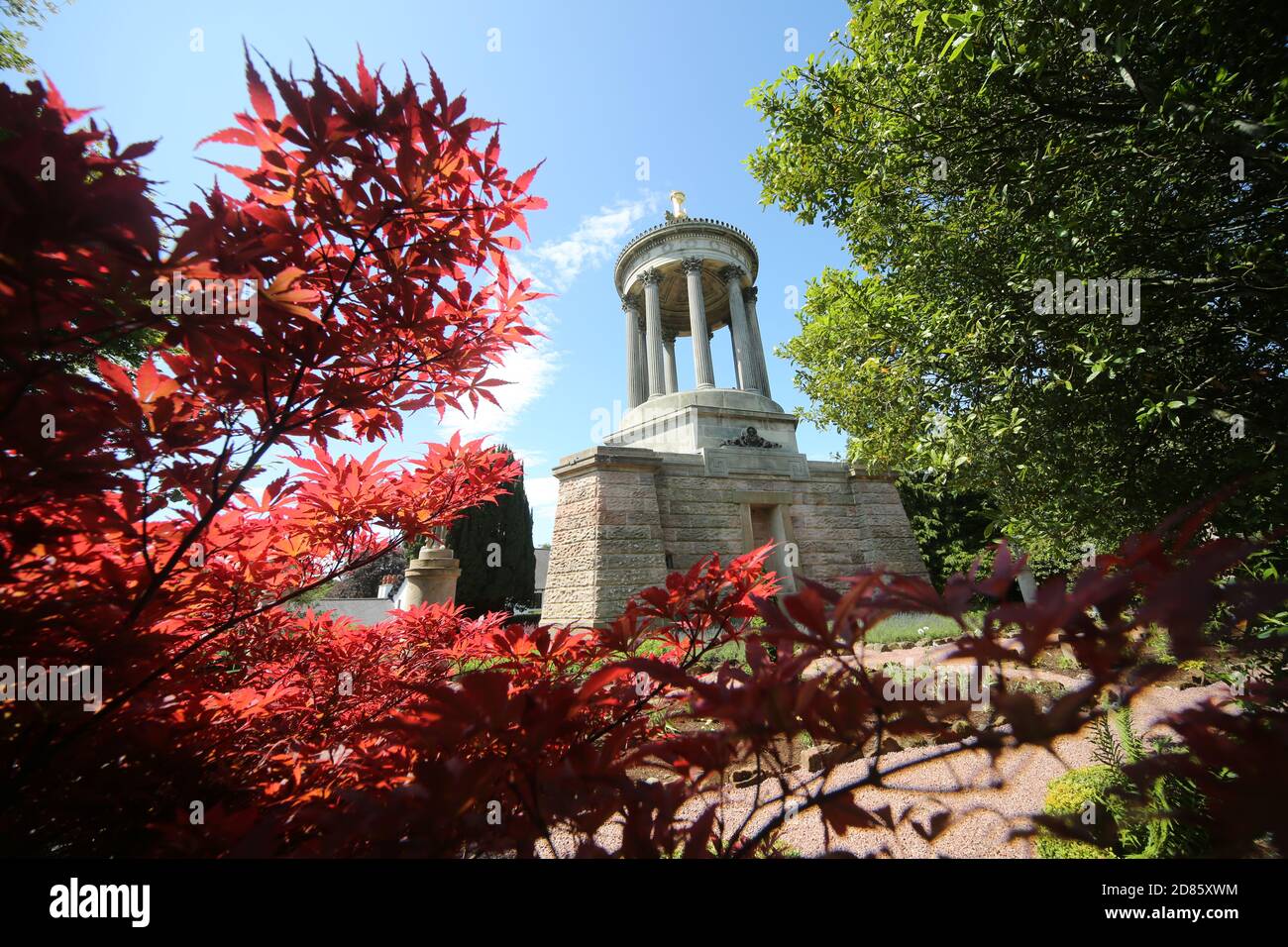 Burns monument memorial gardens hi-res stock photography and images - Alamy