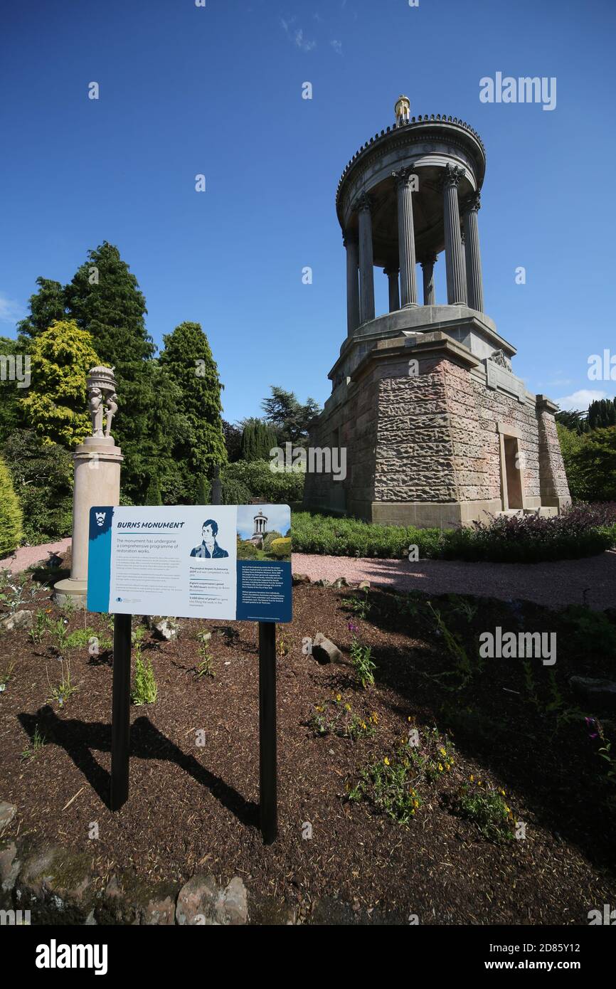 Burns monument memorial gardens hi-res stock photography and images - Alamy