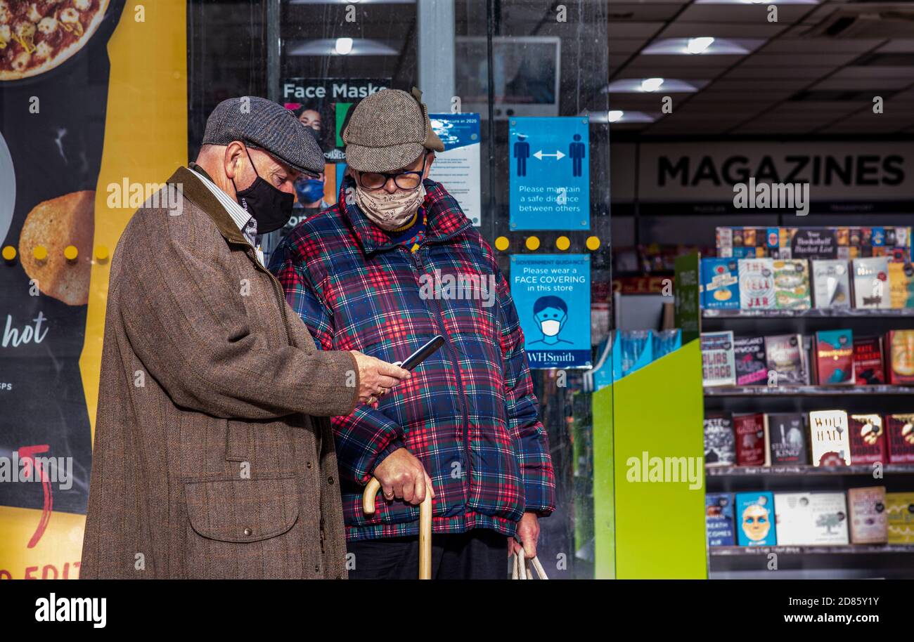 Two men wearing masks hi-res stock photography and images - Alamy