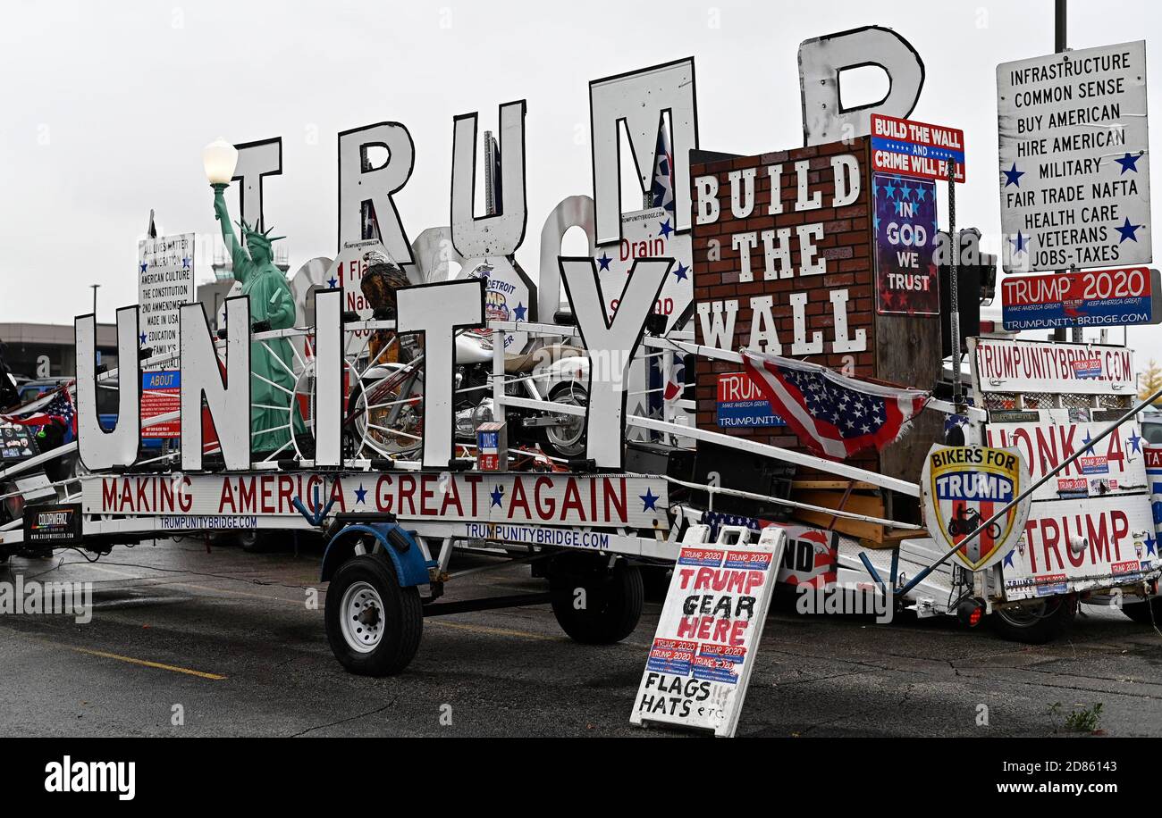 Bomb trailer hi-res stock photography and images - Alamy