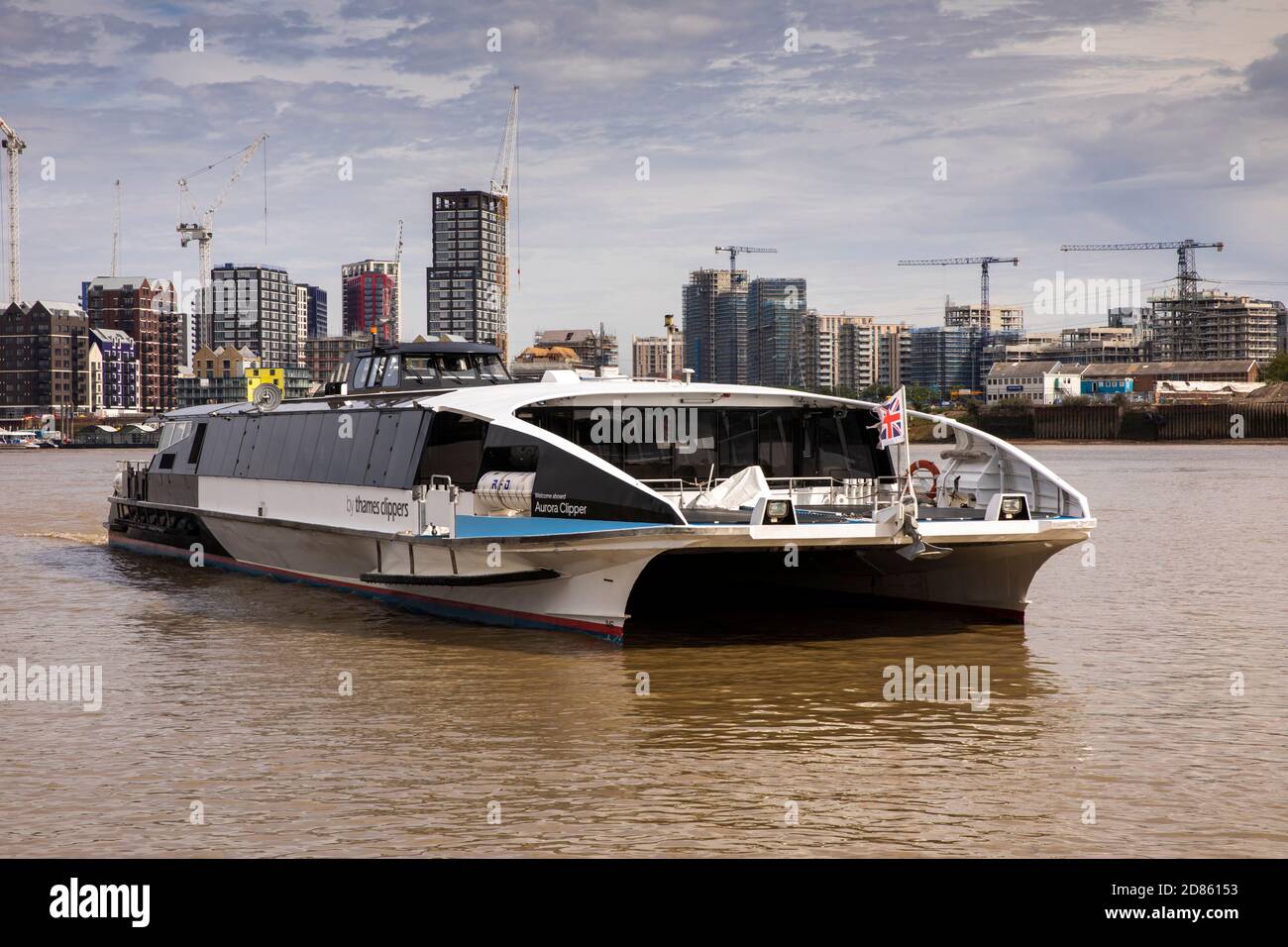 UK, London, public transport, Thames Clippers Aurora Clipper boat on ...