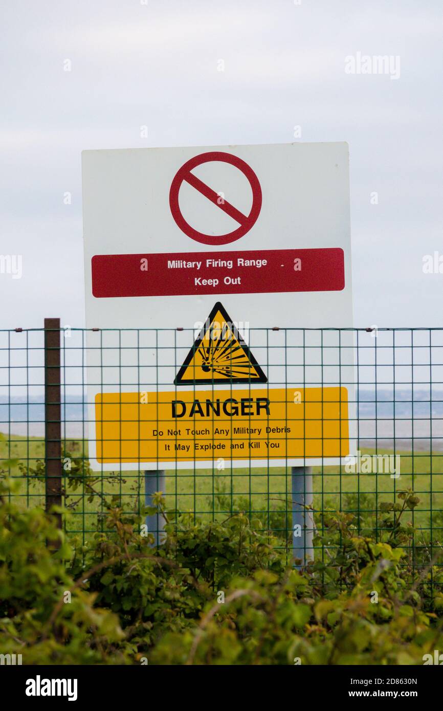 Isle of Grain, United Kingdom, 18th May 2018:- Warning signs along the ...