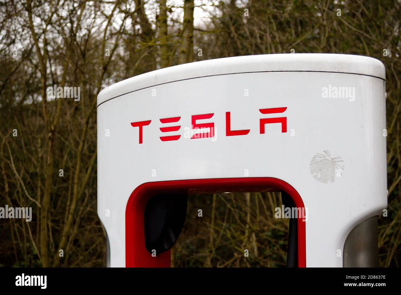 Reading station car park hi-res stock photography and images - Alamy