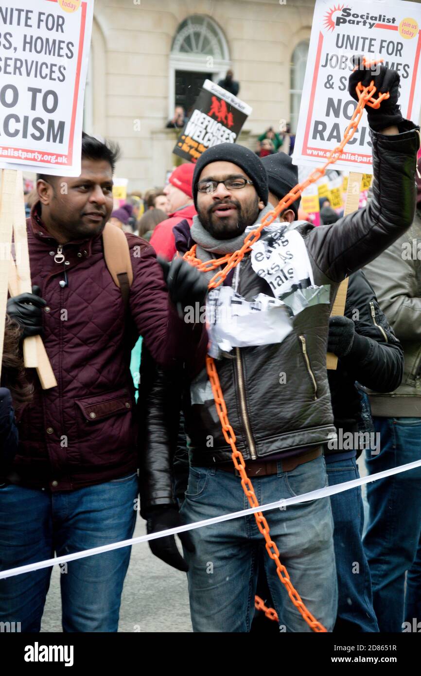 Anti racist signs hi-res stock photography and images - Alamy