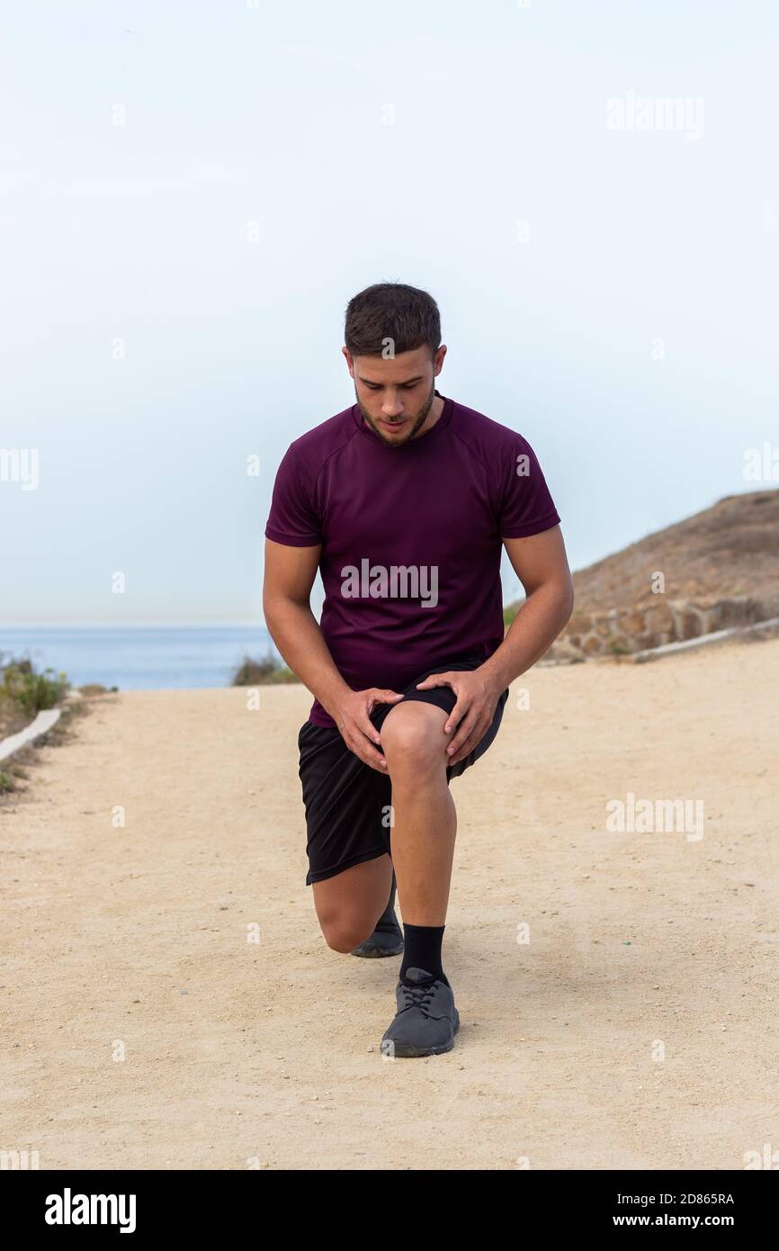 Man doing lunges hi-res stock photography and images - Alamy