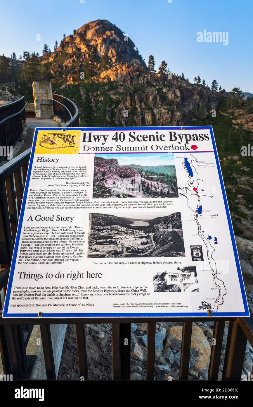 Donner pass sign hi-res stock photography and images - Alamy