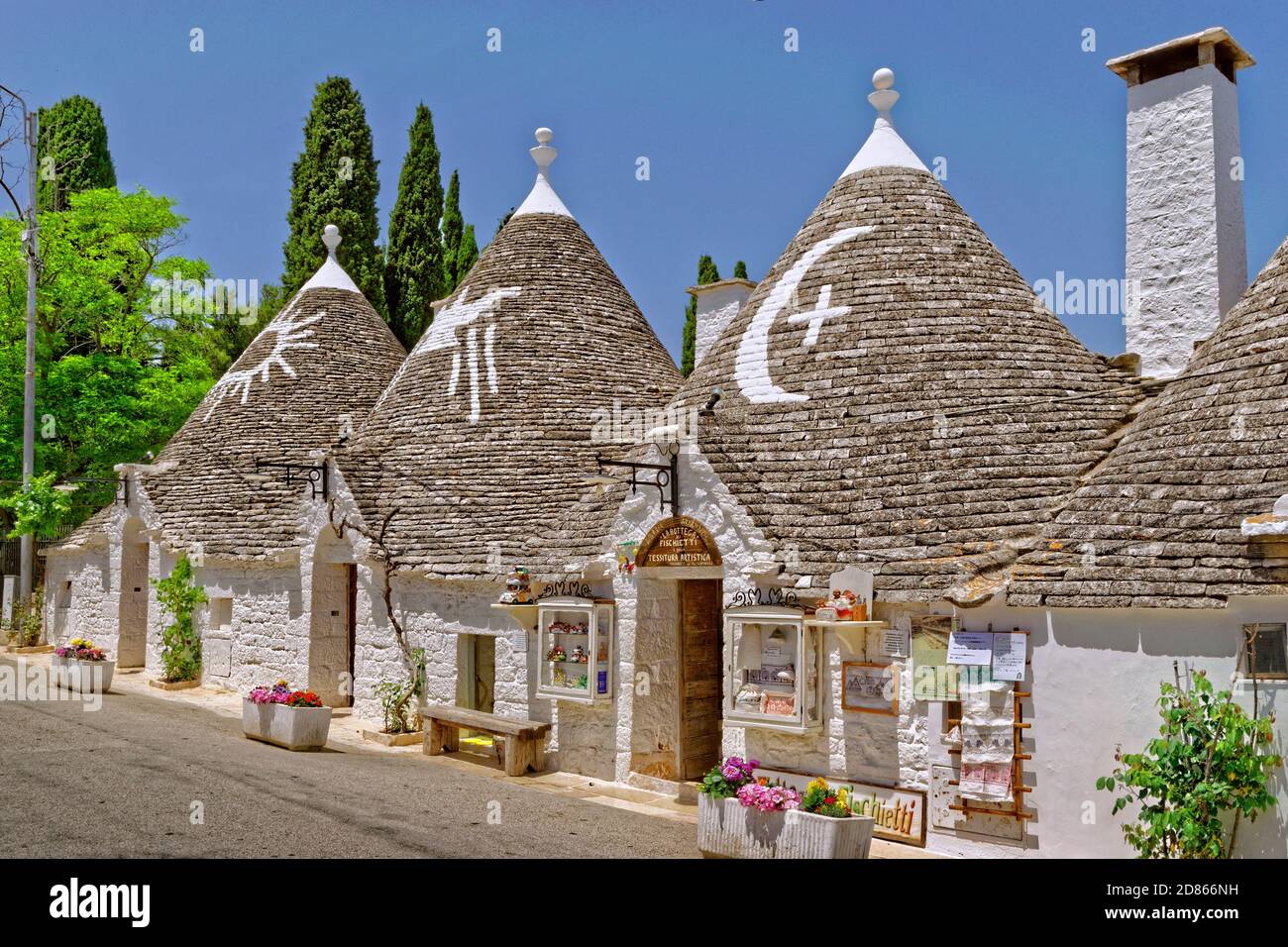 Bari italy trulli houses hi-res stock photography and images - Alamy