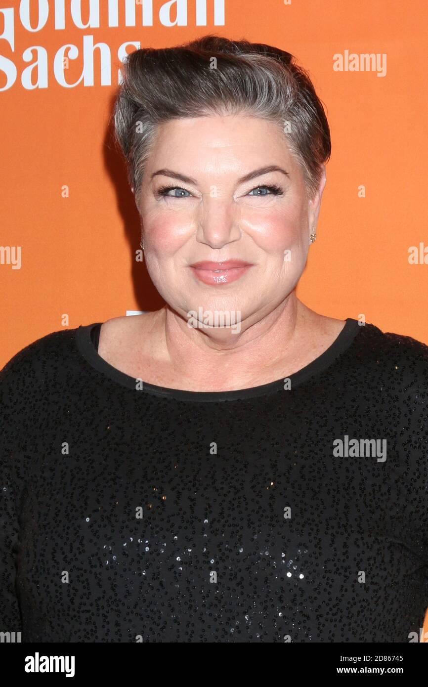 Mindy cohn hi-res stock photography and images - Alamy