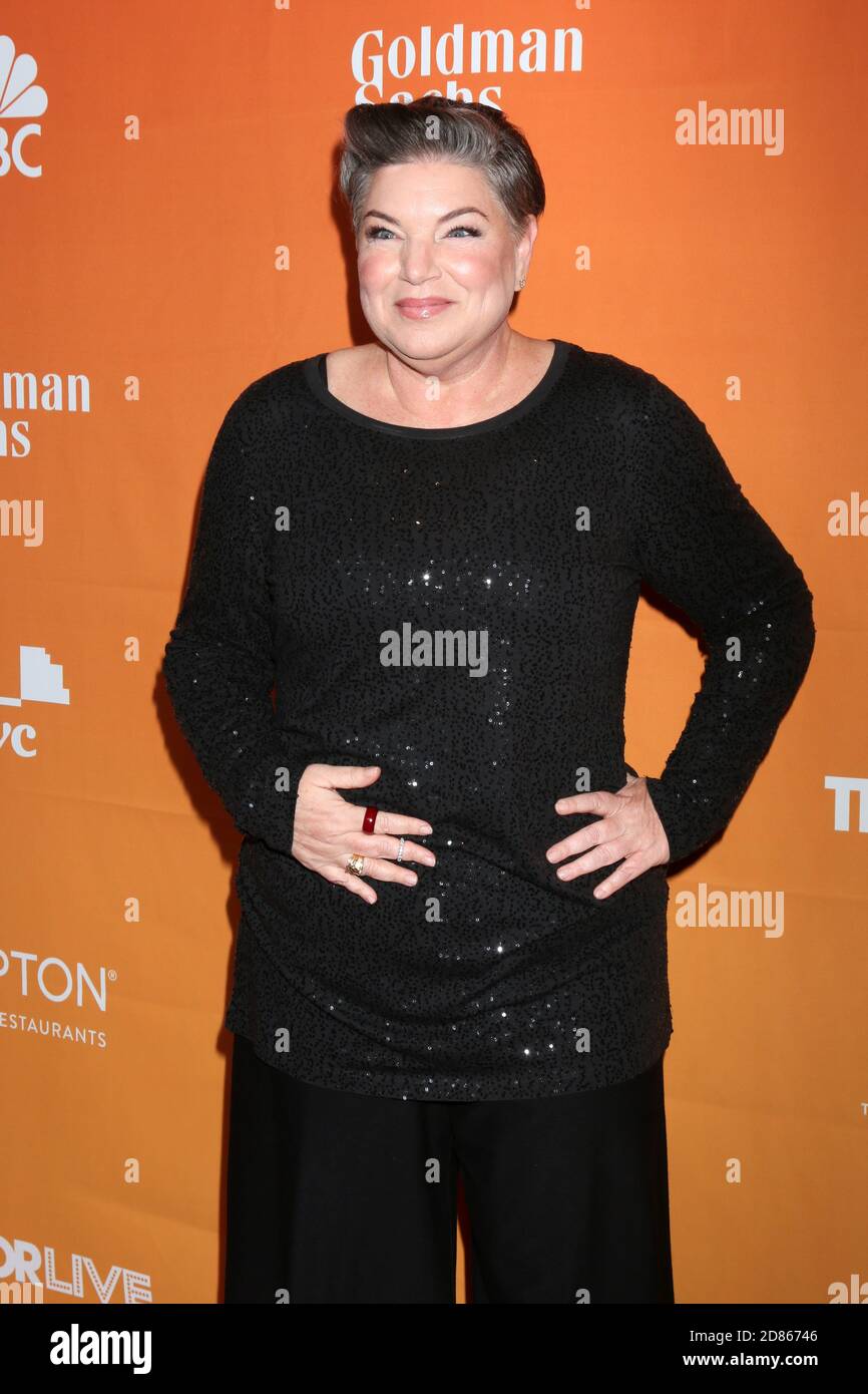 LOS ANGELES - DEC 3: Mindy Cohn at the 2017 TrevorLIVE Los Angeles at ...