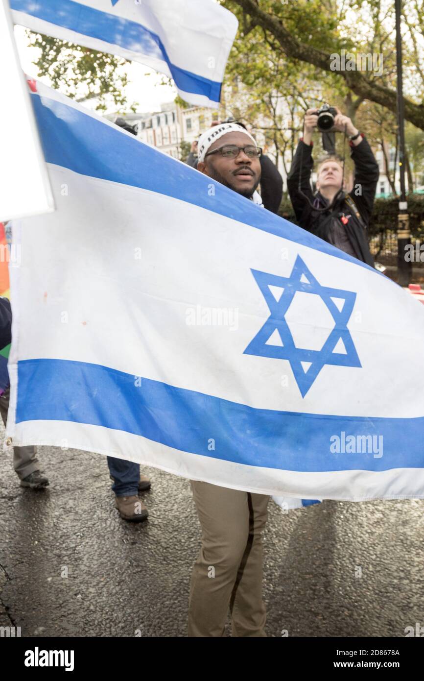 4th November 2017, London, United Kingdom:-Pro Israeli protesters ...