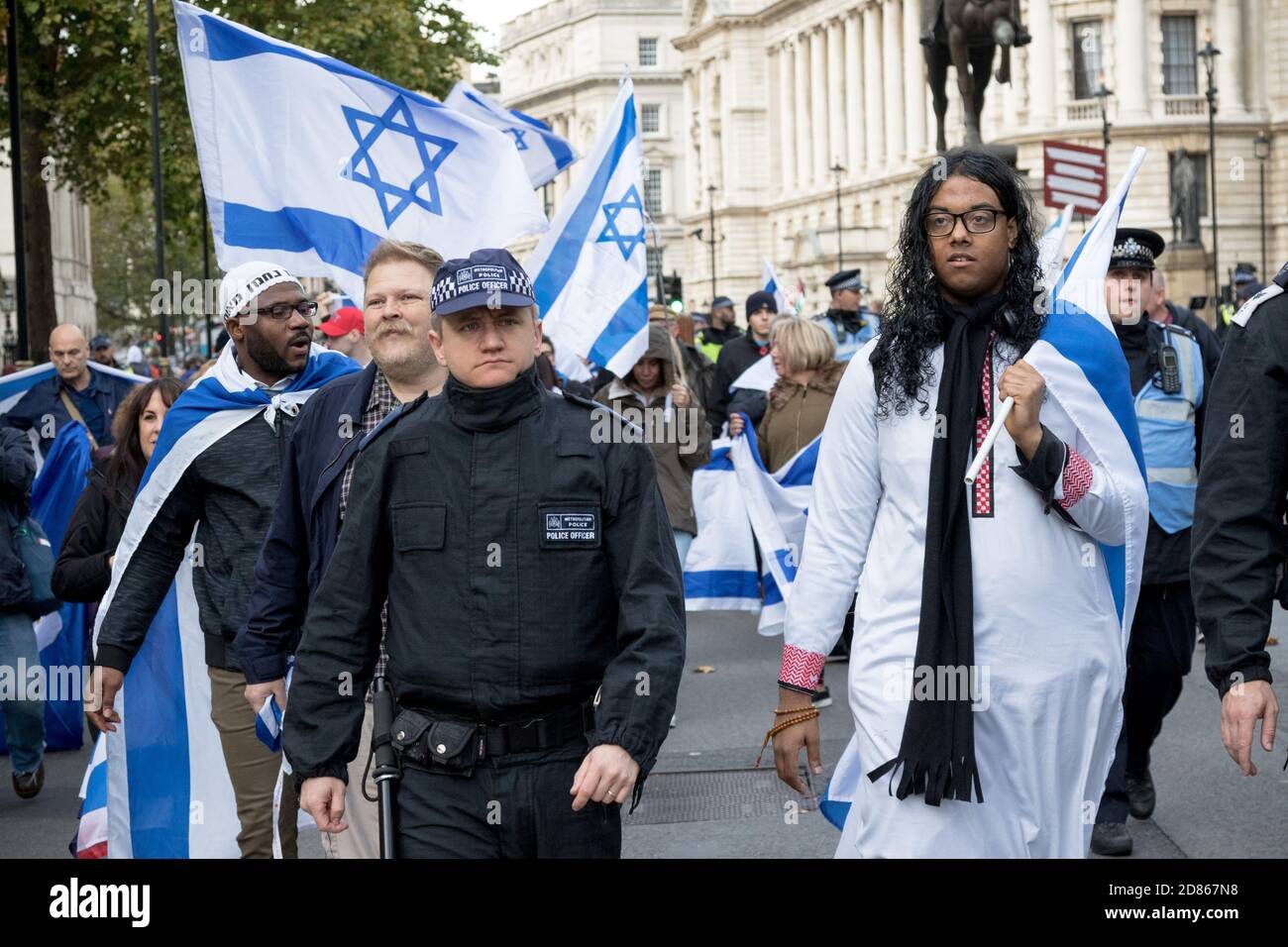 4th November 2017, London, United Kingdom:-Pro Israeli protesters ...