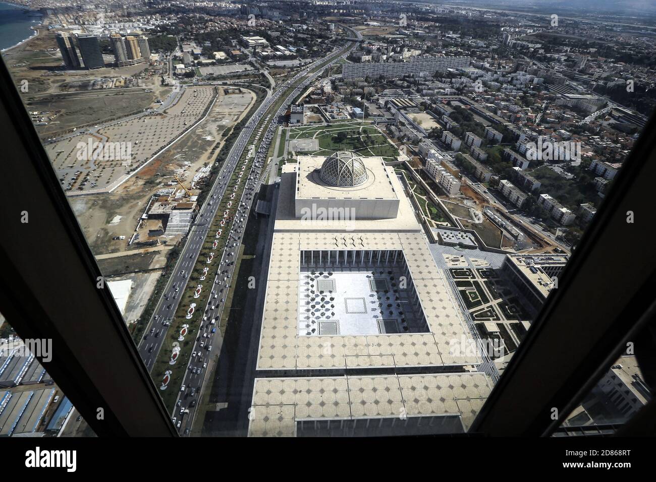 27 October 2020, Algeria, Algiers: An overview shows the Great Mosque ...
