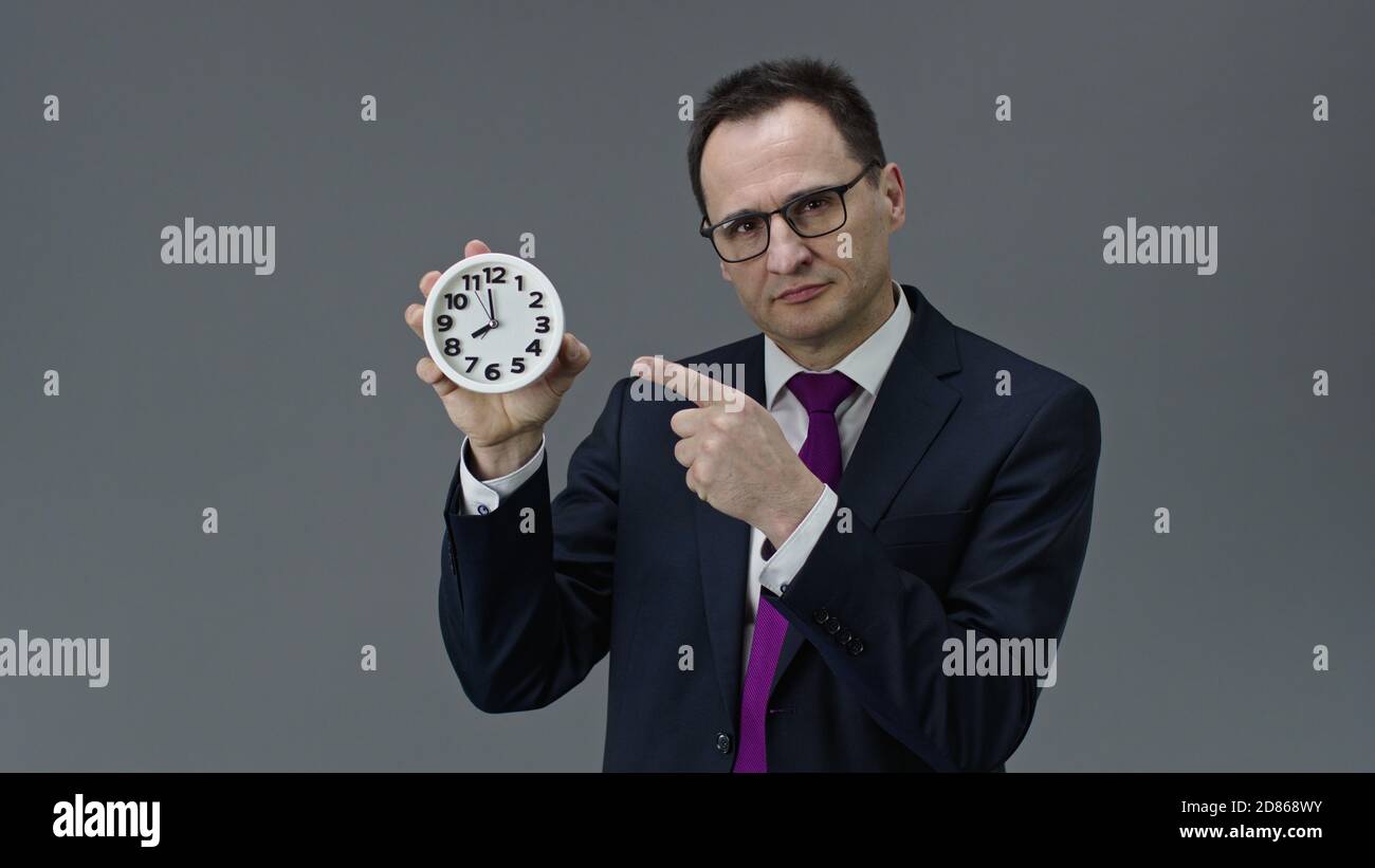 Clock 8 am hi-res stock photography and images - Alamy