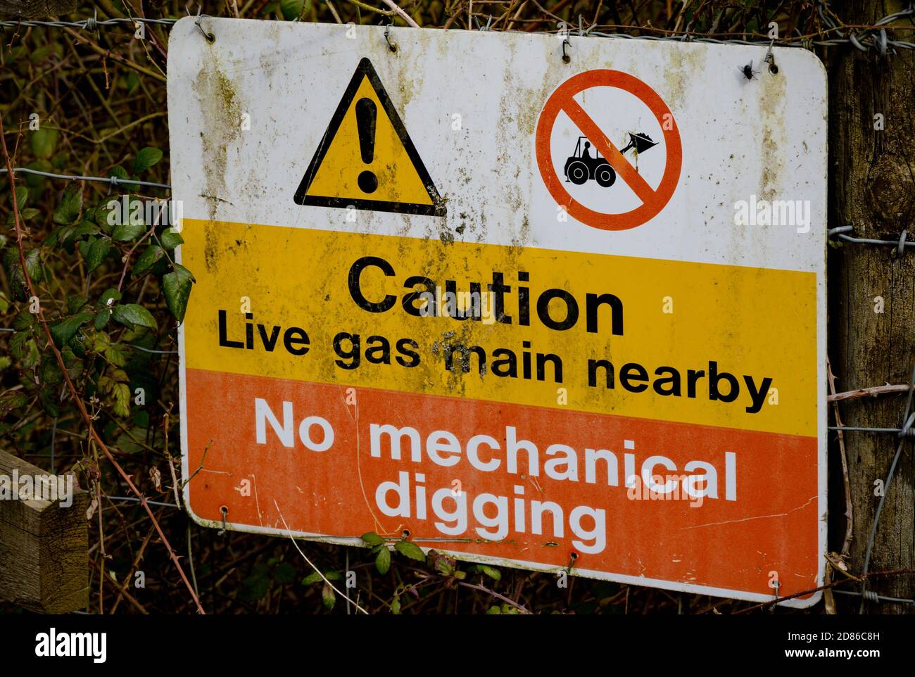 Didcot, United Kingdom, March 28th 2019:- Warning signs near Didcot ...