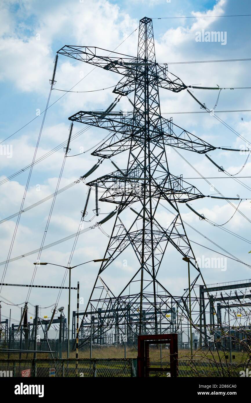 Didcot, United Kingdom, March 28th 2019:- Electrical plyons at Didcot ...