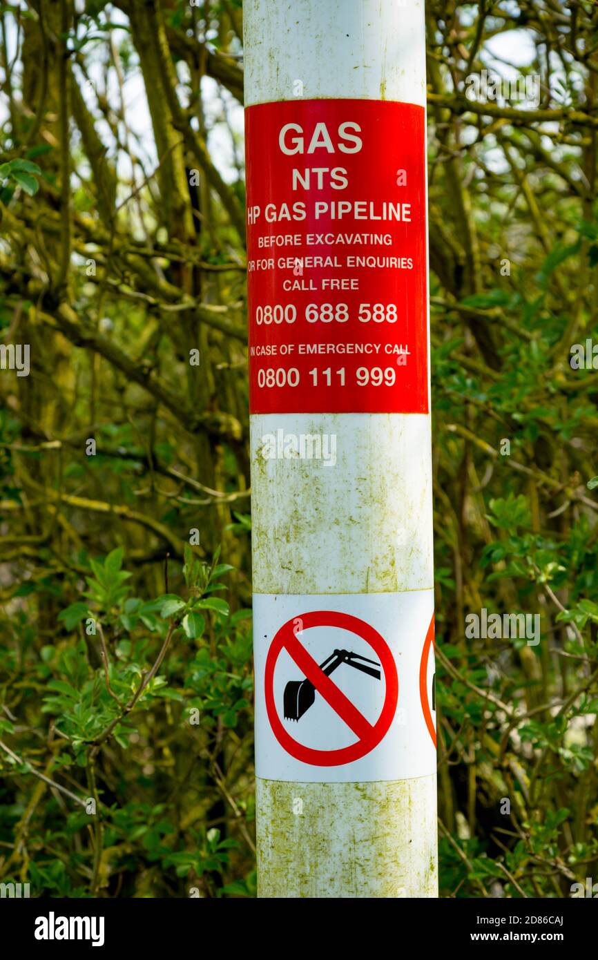 Didcot, United Kingdom, March 28th 2019:- Warning signs near Didcot ...