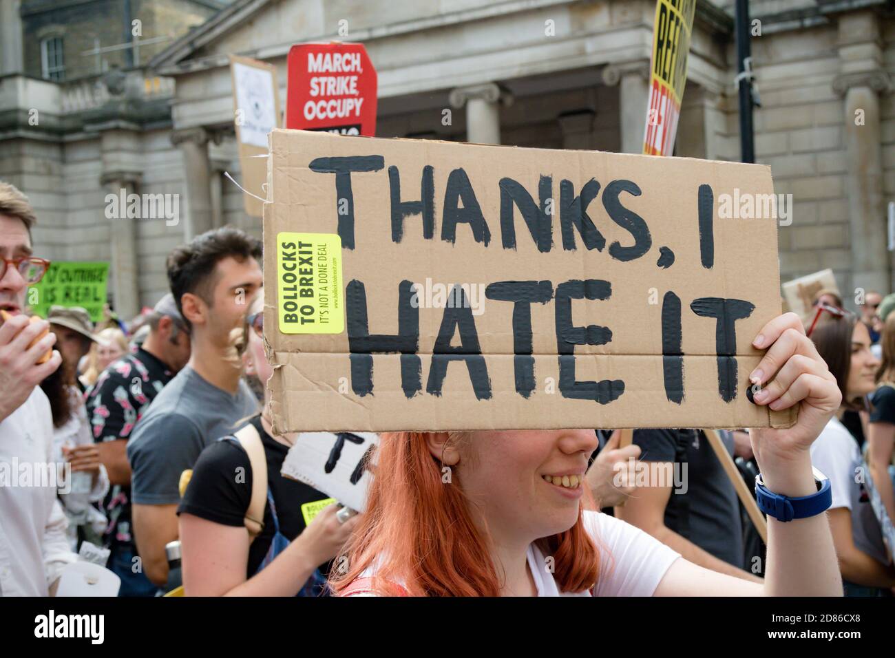 Suspend hi-res stock photography and images - Alamy