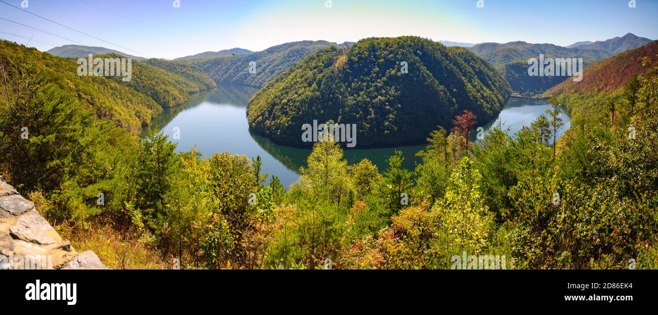 Great Smoky Mountains National Park, Calderwood Lake Stock Photo - Alamy