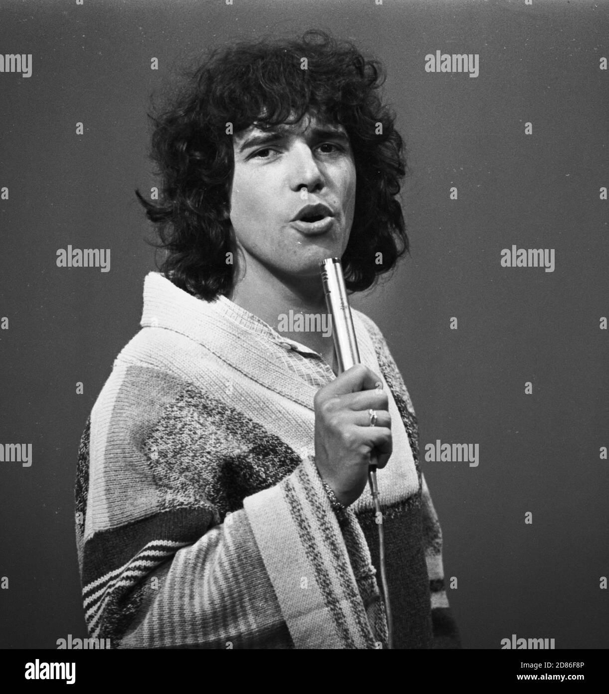 12 02 1976 Black and White Stock Photos & Images - Alamy