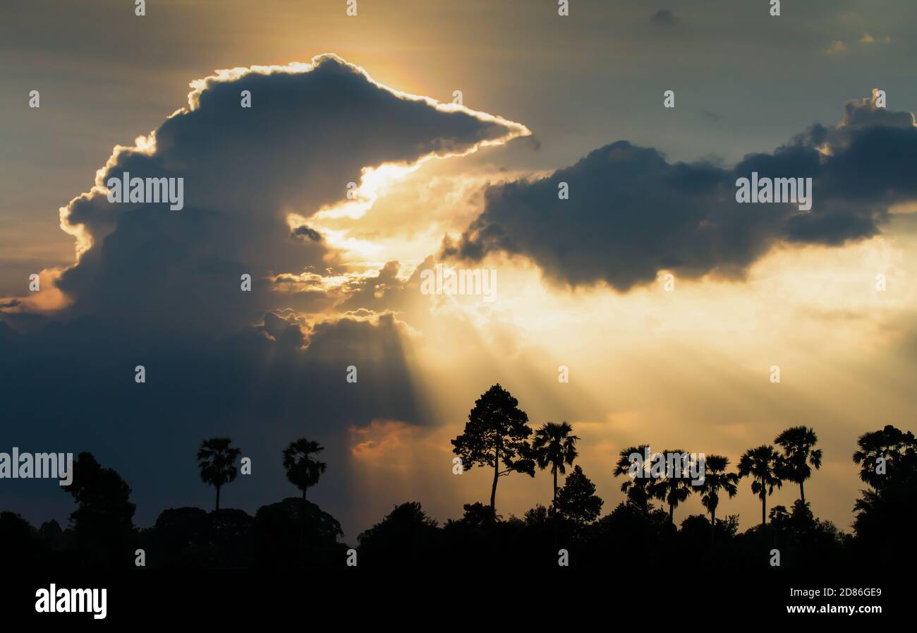 Sunbeam Cloud Ray Sunset High Resolution Stock Photography and Images ...