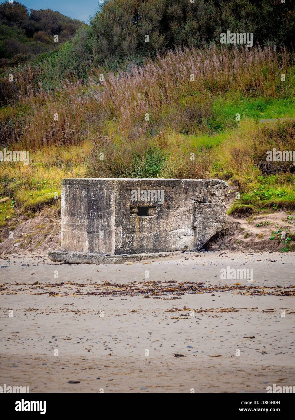 Pillbox Type FW3/23 World War 2 concrete bunker used as a lookout post ...