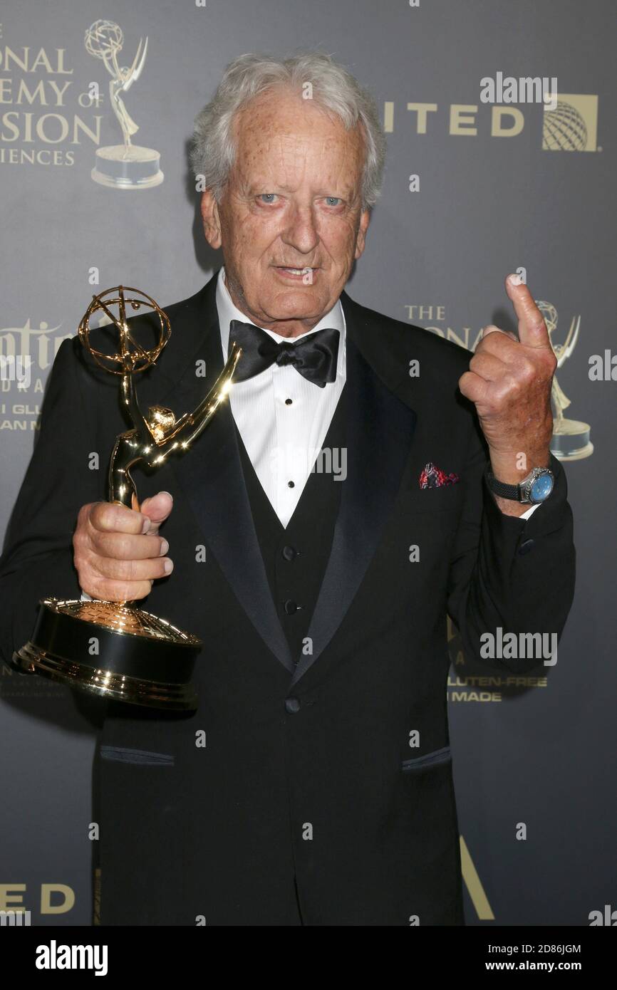 LOS ANGELES - APR 29: Nicolas Coster at the 2017 Creative Daytime Emmy ...