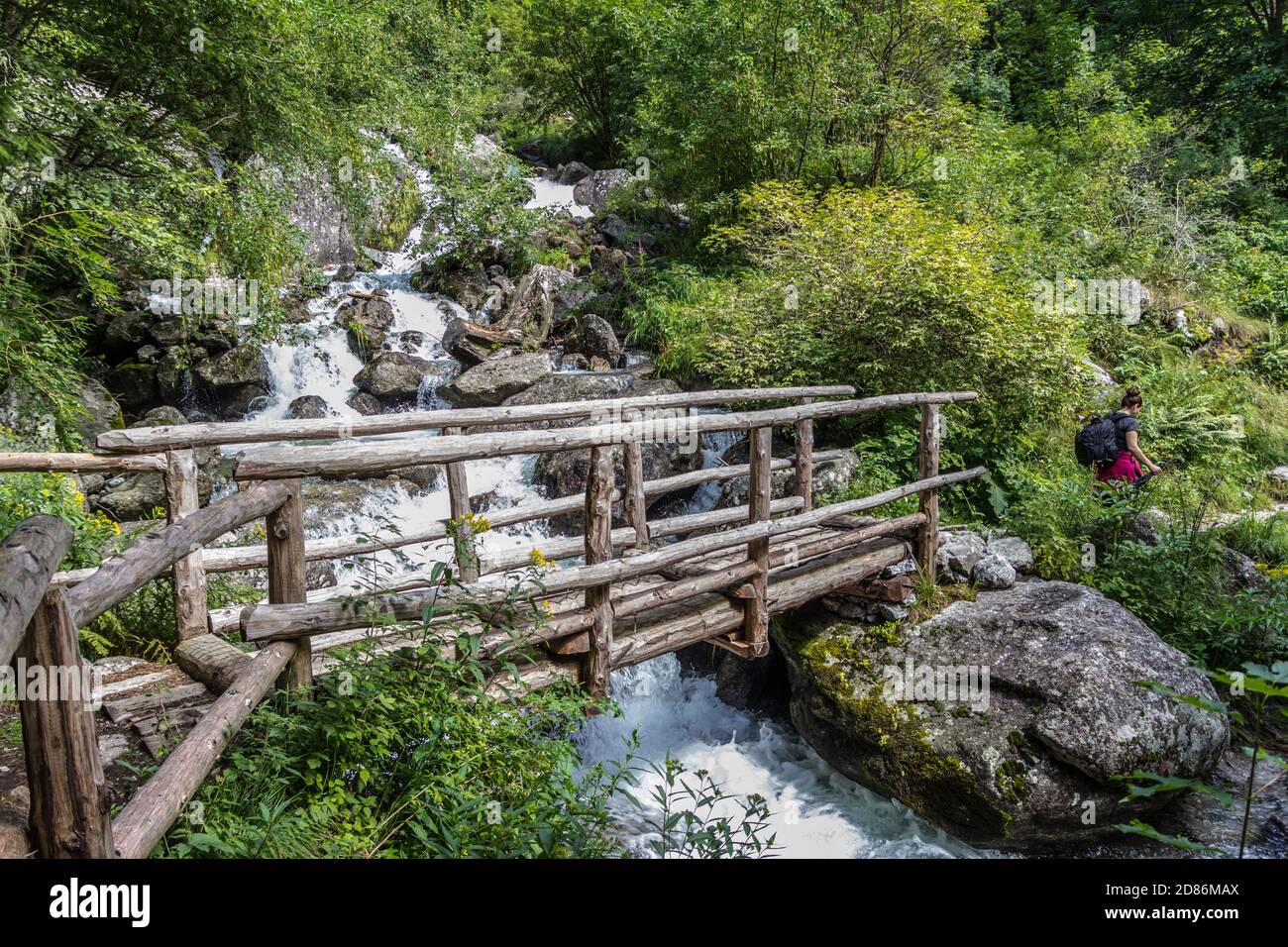 Hiking in Val di Mello, Valtellina, Italy Stock Photo - Alamy