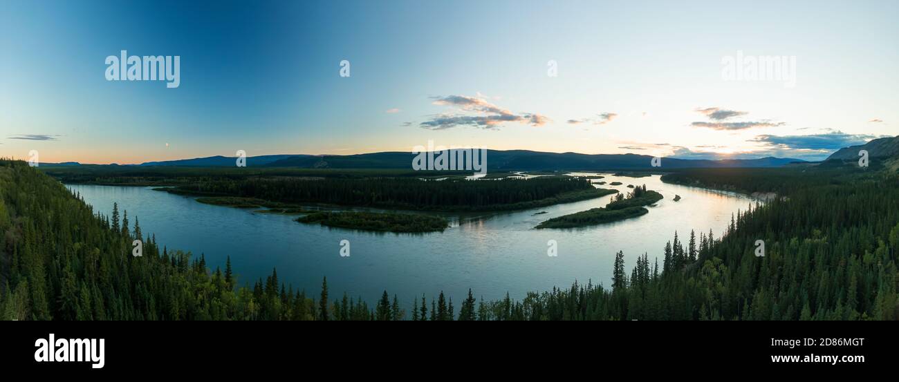 Long winding river hi-res stock photography and images - Alamy