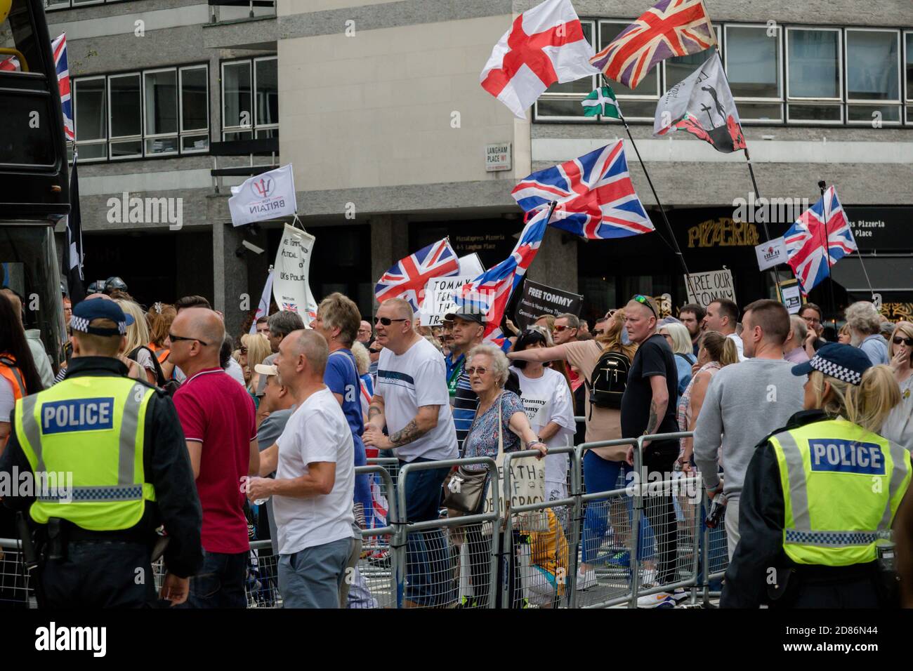 Edl protest london hi-res stock photography and images - Alamy