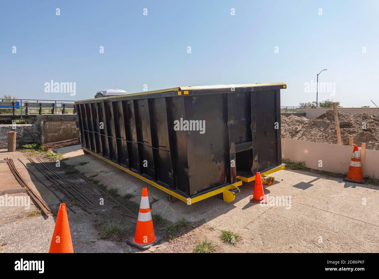 Dumpster Trash High Resolution Stock Photography and Images - Alamy