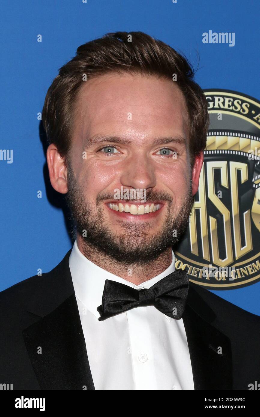 LOS ANGELES - FEB 4: Patrick J. Adams at the 31st Annual American ...