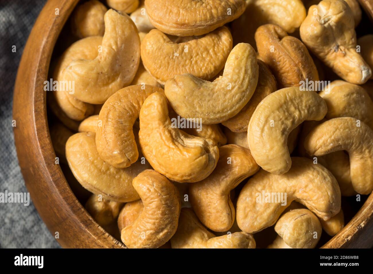 Shelled cashew nuts hi-res stock photography and images - Alamy