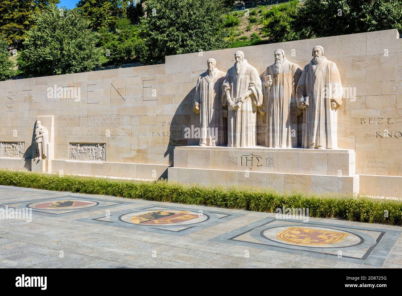 The four statues at the center of the Reformation Wall in Geneva ...
