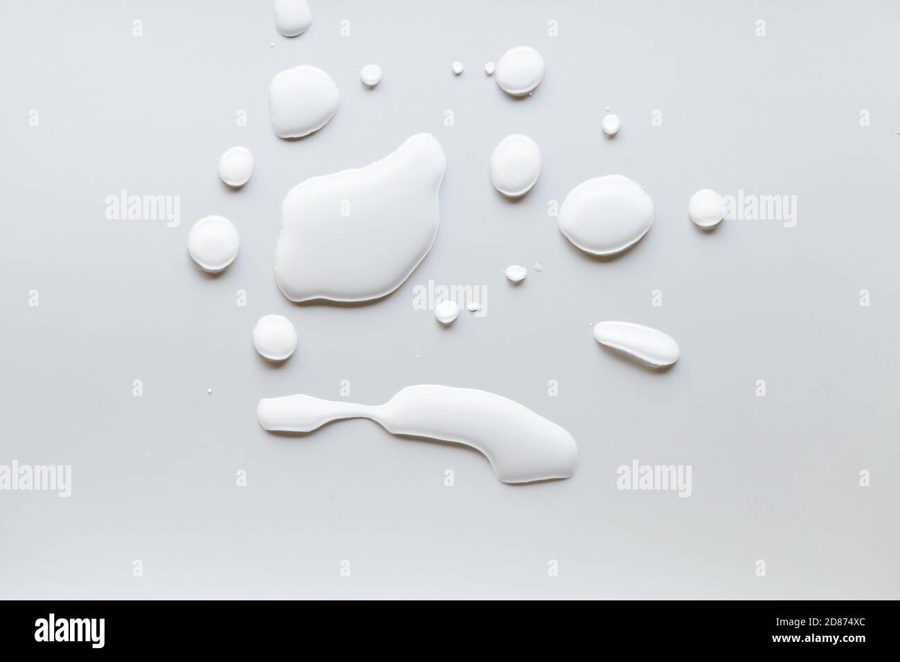 Drops of water on white hi-res stock photography and images - Alamy