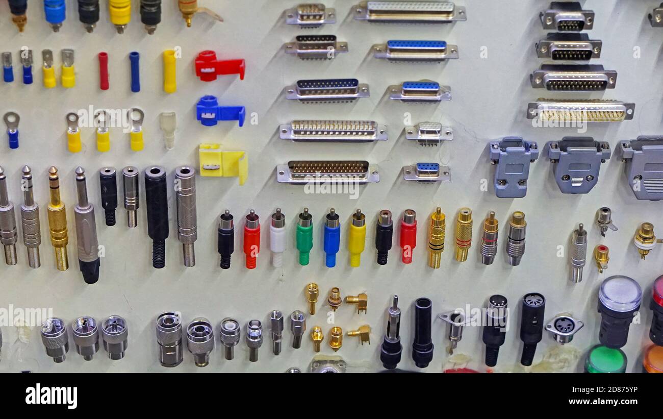 Electronics connectors hi-res stock photography and images - Alamy
