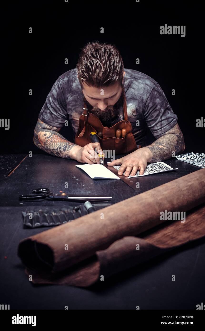 Leathercrafters hi-res stock photography and images - Alamy