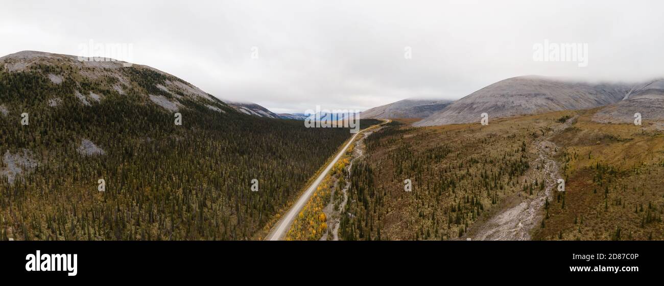 Dempster highway hi-res stock photography and images - Alamy
