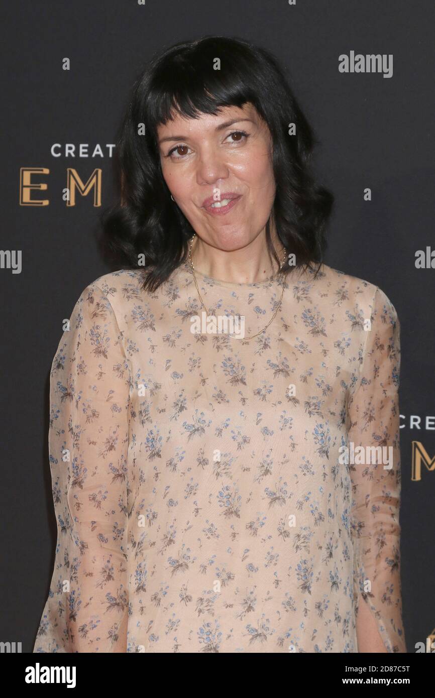 LOS ANGELES - SEP 9: Sarah Barnett at the 2017 Creative Emmy Awards at ...