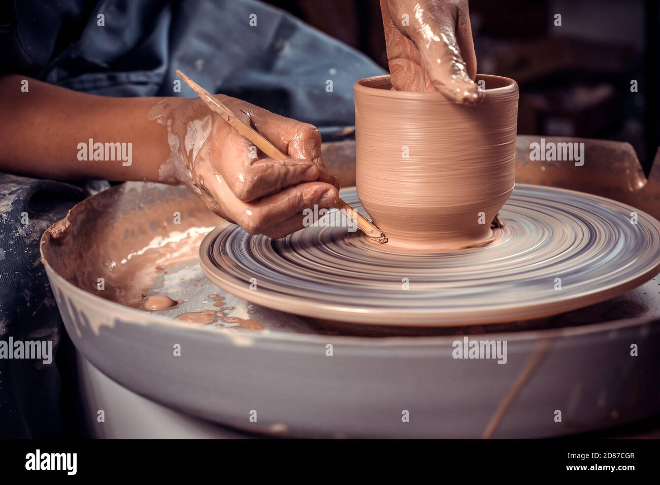 Ancient Pottery Wheel High Resolution Stock Photography and Images - Alamy