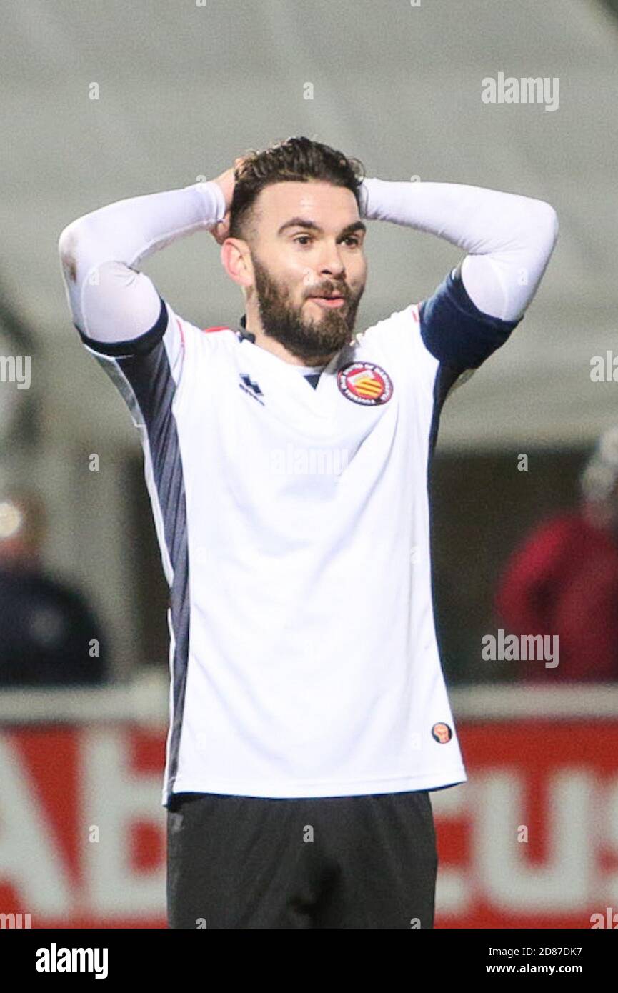 Newcastle Upon Tyne, UK. 27th Oct, 2020. Michael Potts (#8 FC United of ...