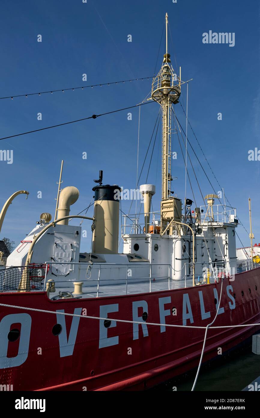Retired lightship overfalls lewes hi-res stock photography and images - Alamy