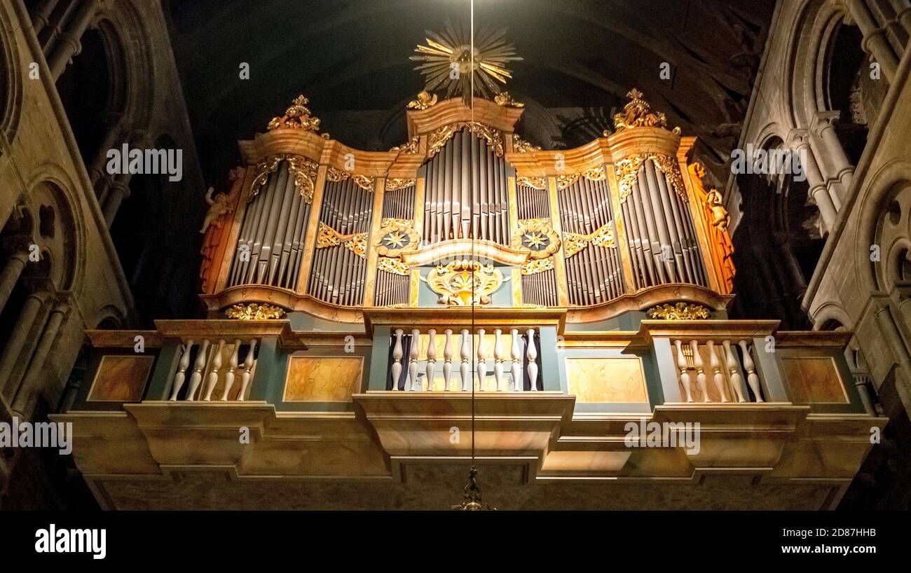 Gotische bauweise hi-res stock photography and images - Alamy