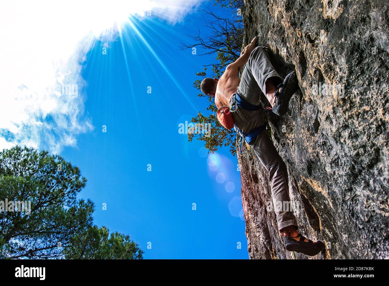 Free solo climb hi-res stock photography and images - Alamy