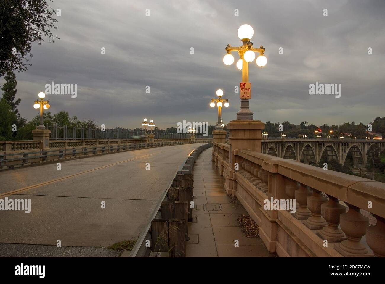 The Colorado Street Bridge in Pasadena, California, USA Stock Photo - Alamy