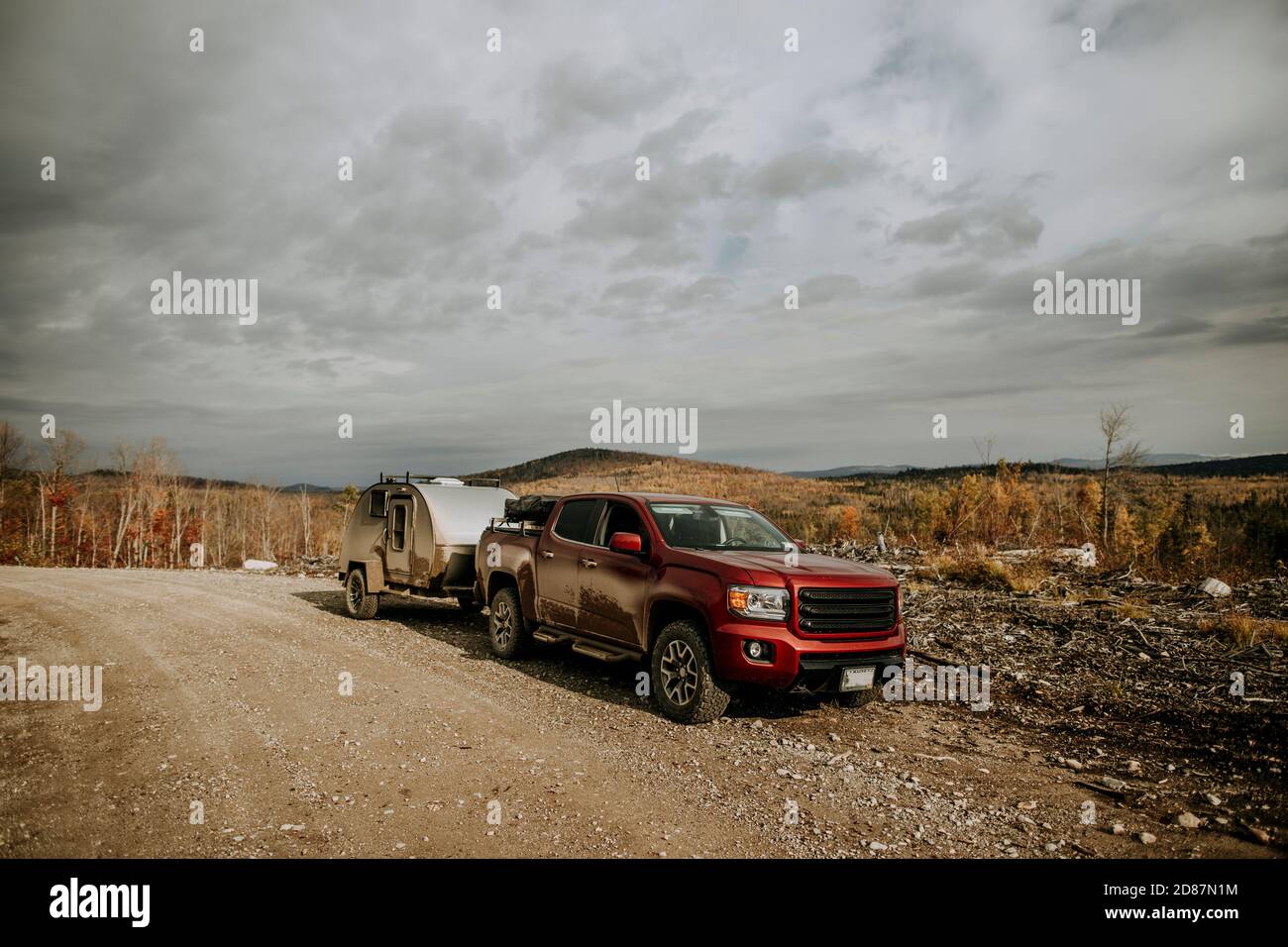 Teardrop camper hi-res stock photography and images - Alamy