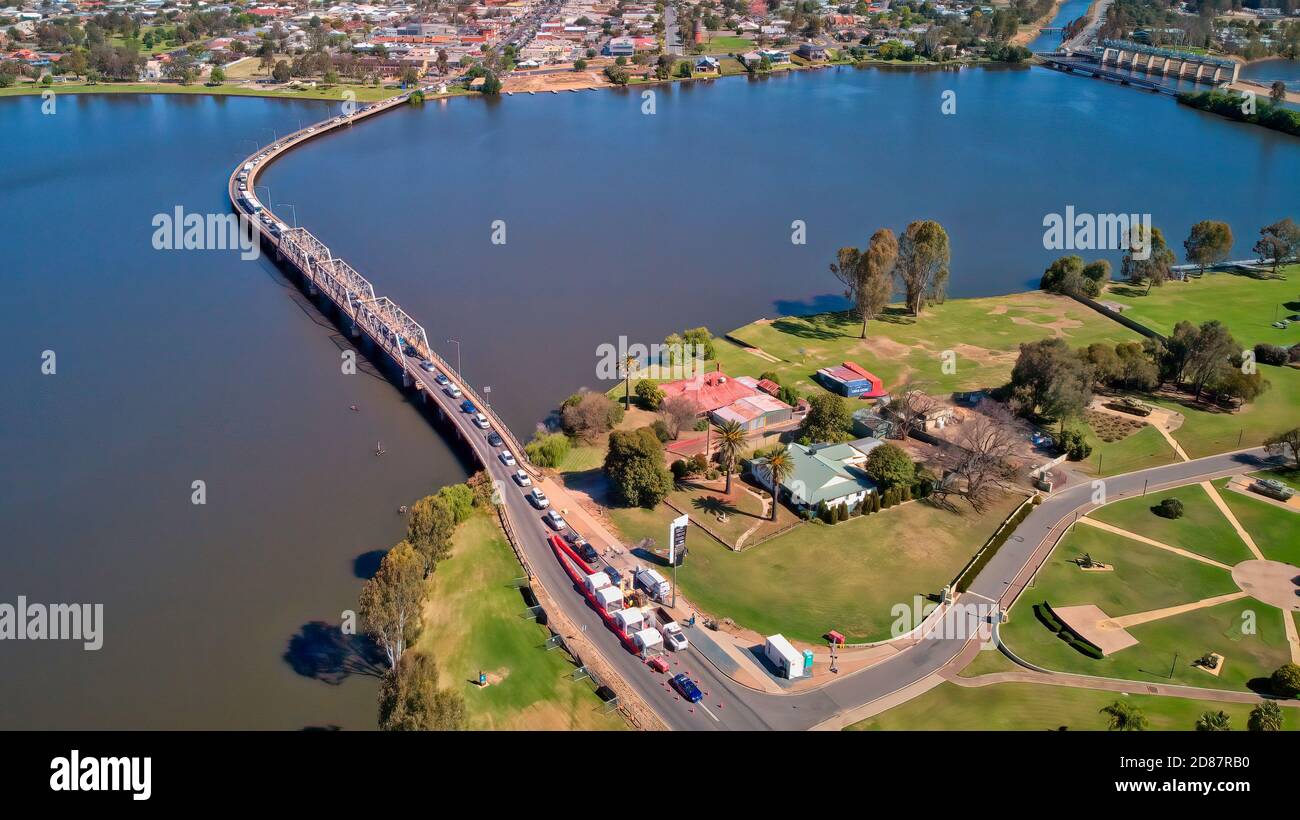 Yarrawonga mulwala bridge hi-res stock photography and images - Alamy
