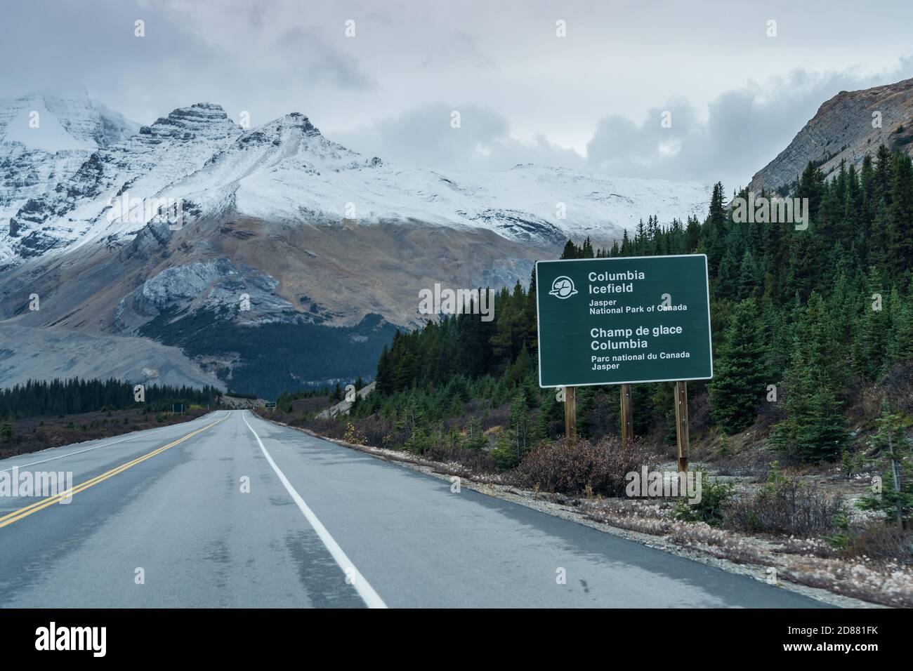 Icefield parkway winter hi-res stock photography and images - Alamy